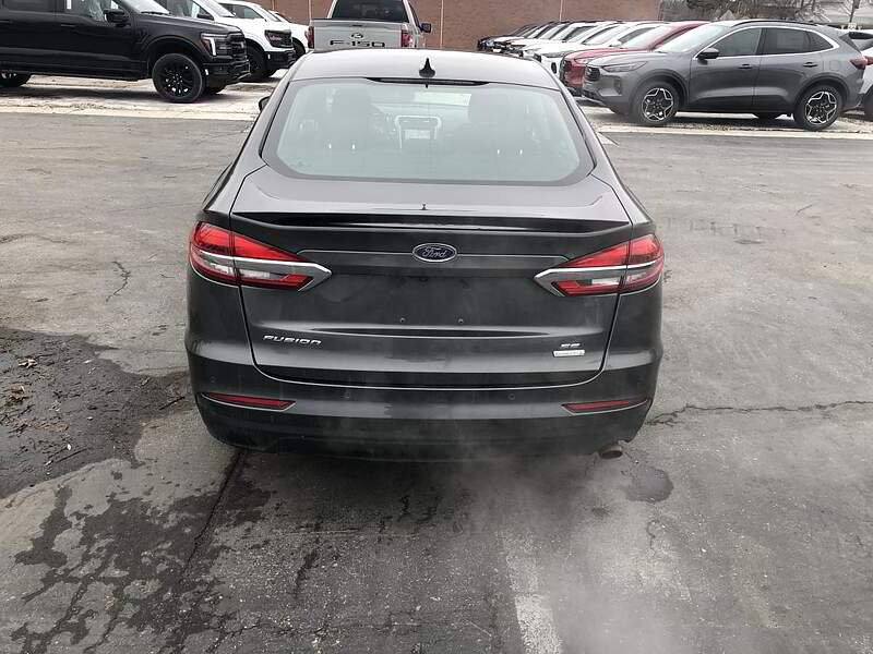 2019 Ford Fusion SE FWD used for sale at $16,995 (D412A)