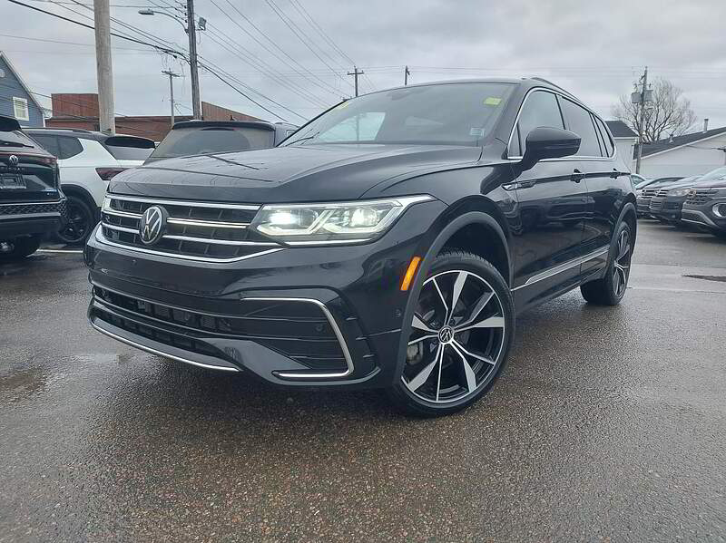 2024 Volkswagen Tiguan Highline R-Line 4MOTION used for sale at $42,995 ...